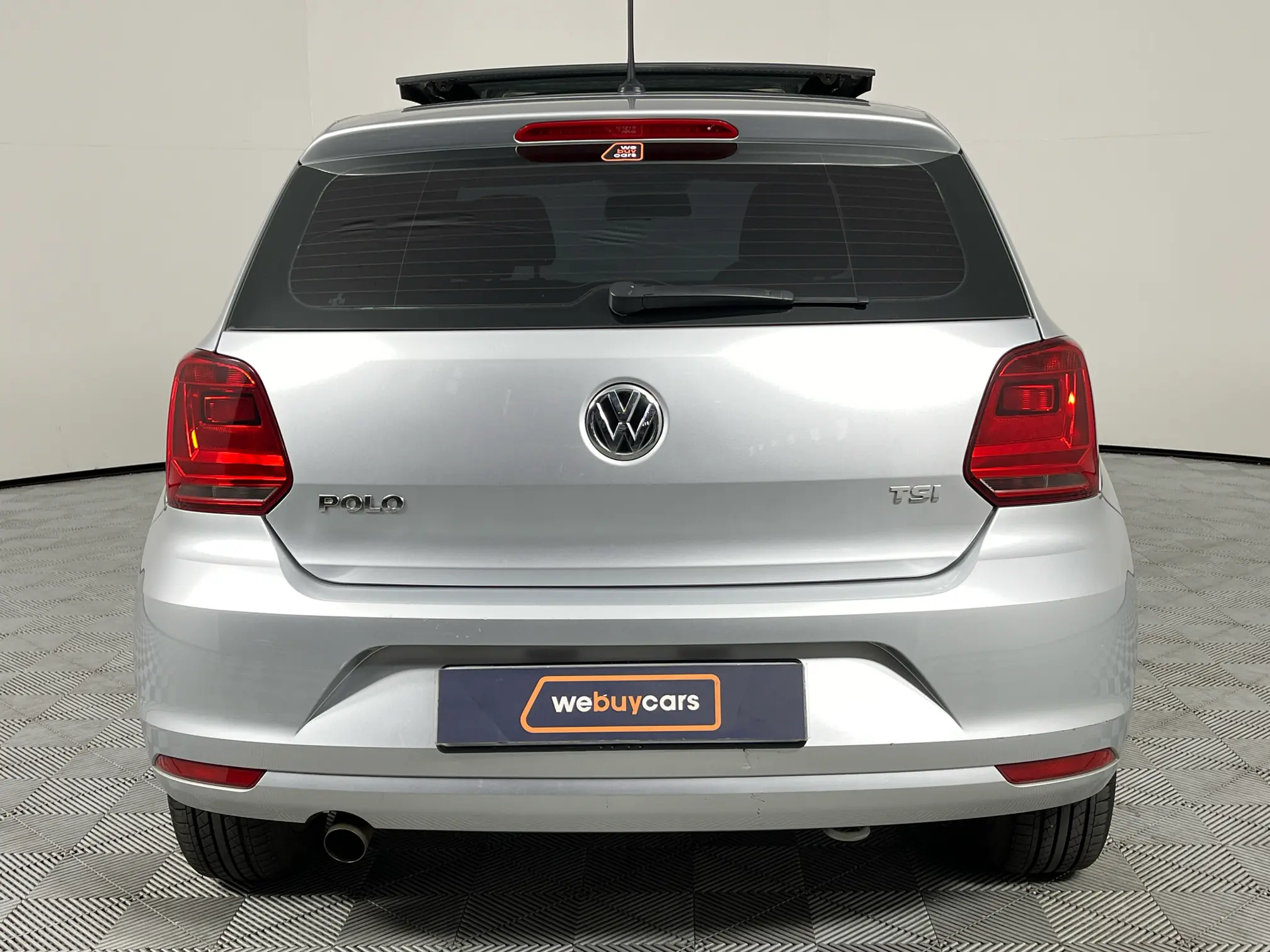 Used 2016 Volkswagen Polo 1.2 TSI Comfortline (66 KW) for sale | WeBuyCars