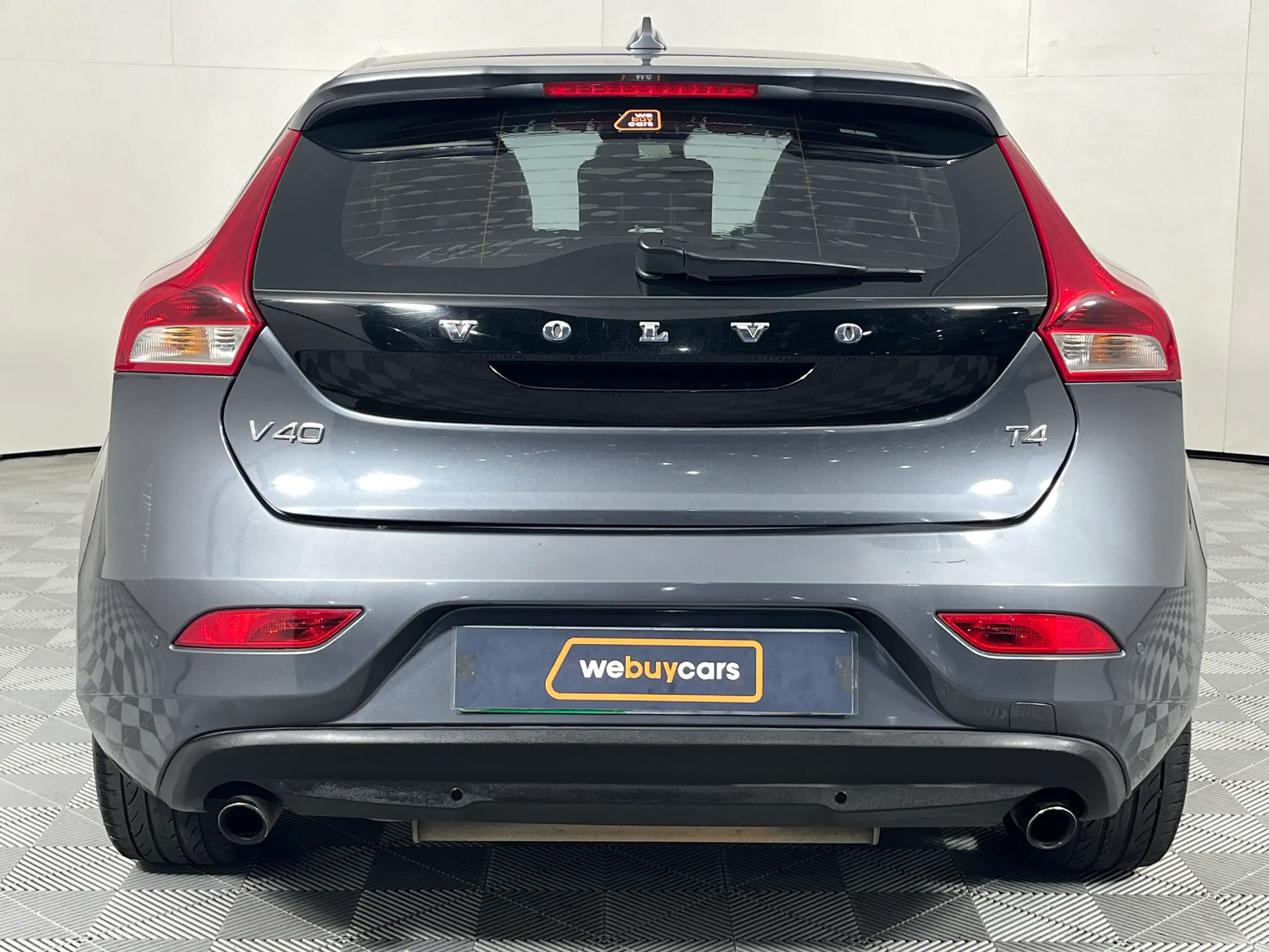 Used 2014 Volvo V40 T4 Excel Powershift for sale | WeBuyCars