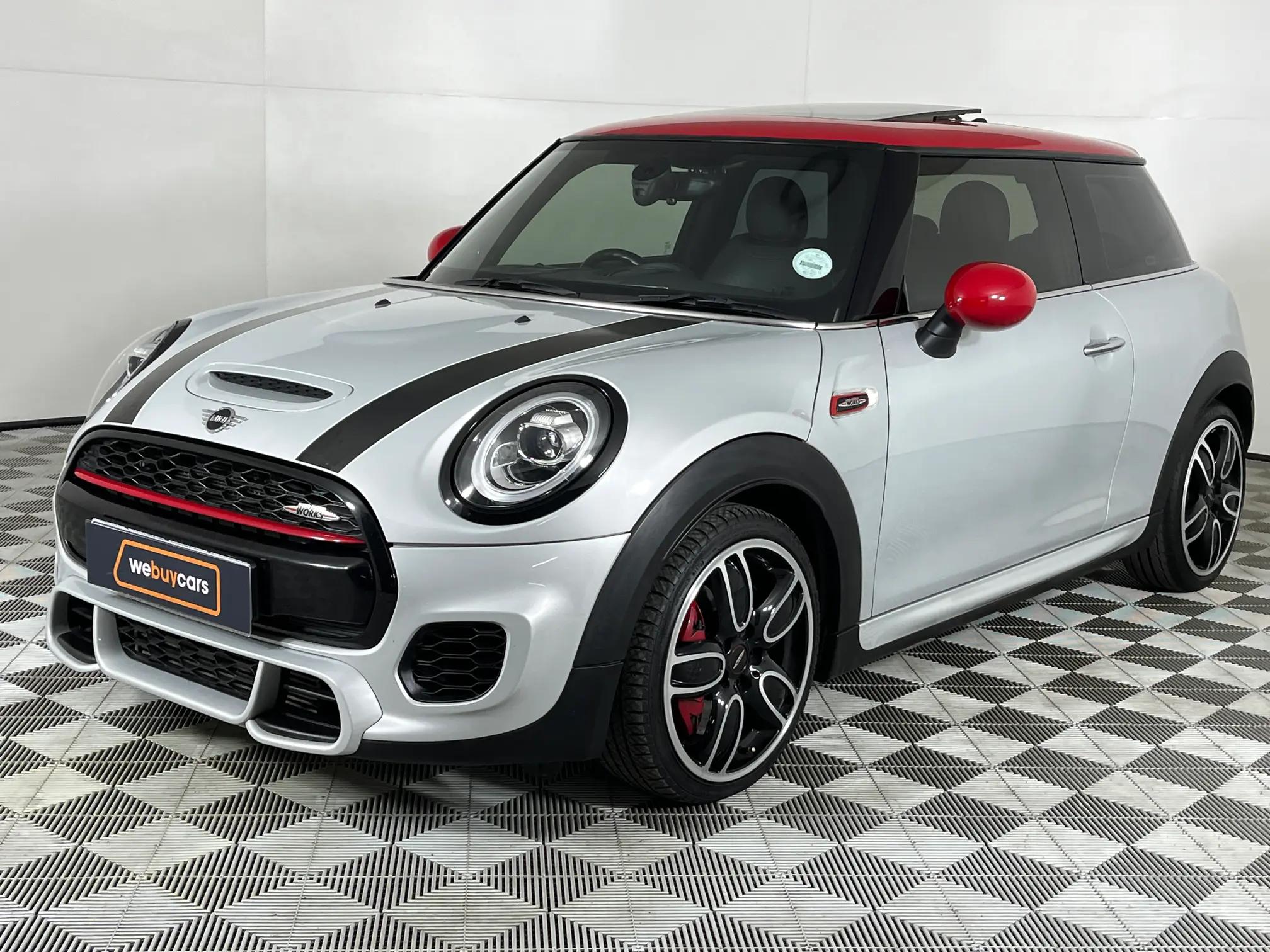 MINI Cooper Mark IV JCW 2.0 Steptronic for sale - R 381 900 | Carfind.co.za