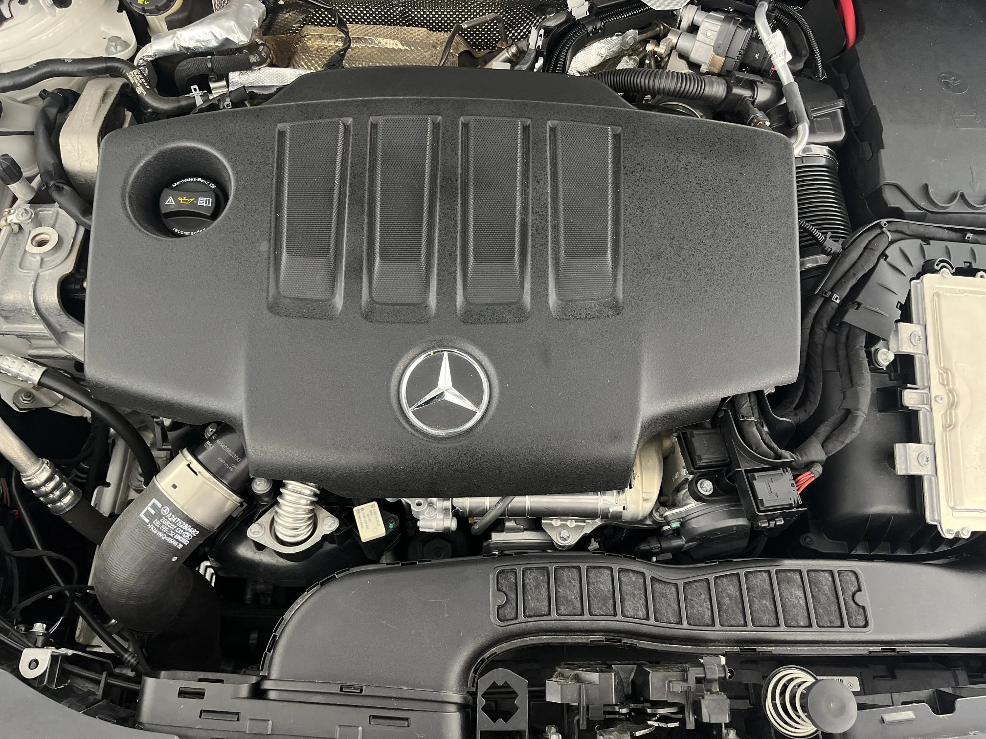 Mercedes Benz GLA 200d Progressive Auto for sale in Western Cape ...