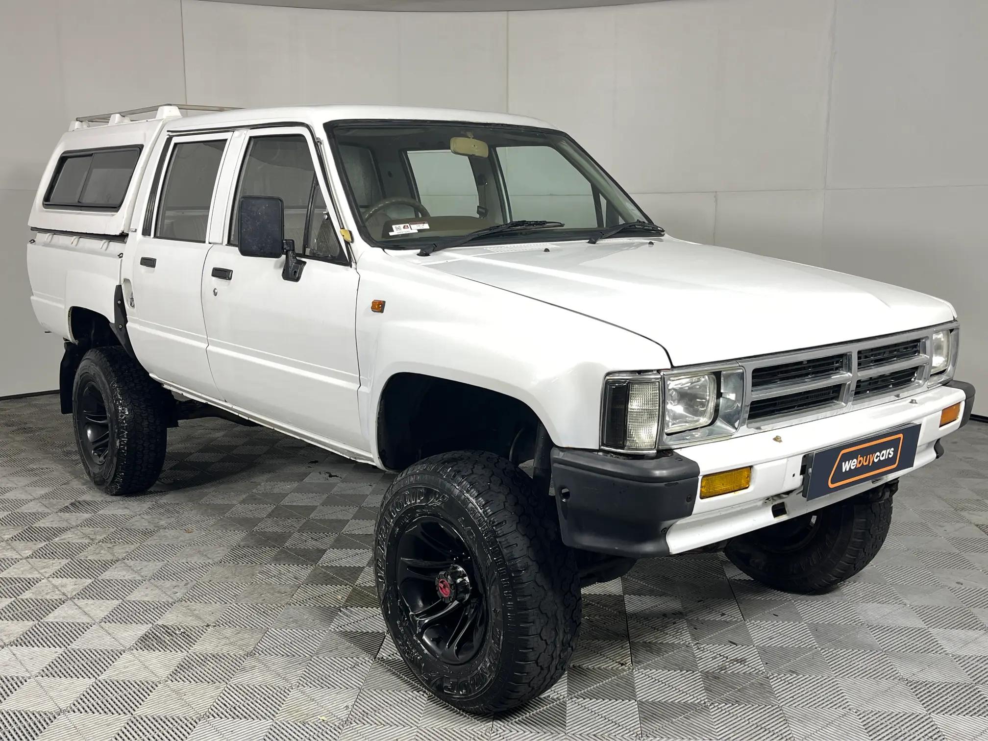 Toyota Hilux 2200 4X4 Double Cab for sale - R 72 900 | Carfind.co.za