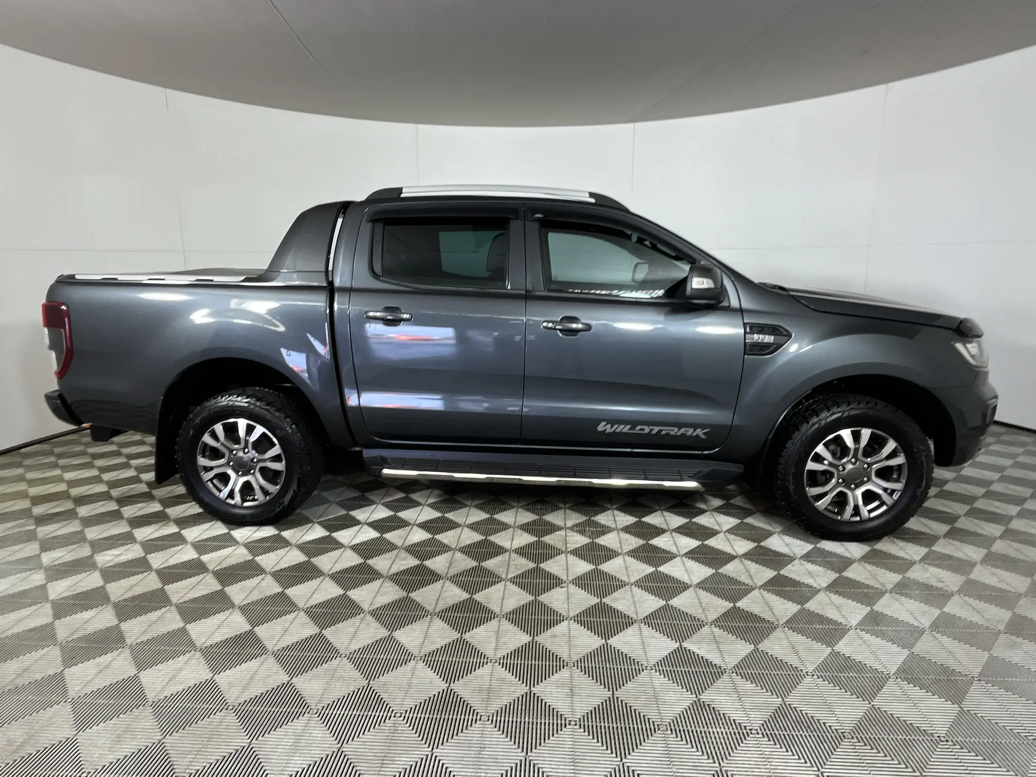 Buy a Car | Looking to buy a 2018 Ford Ranger 3.2tdci Wildtrak Auto ...