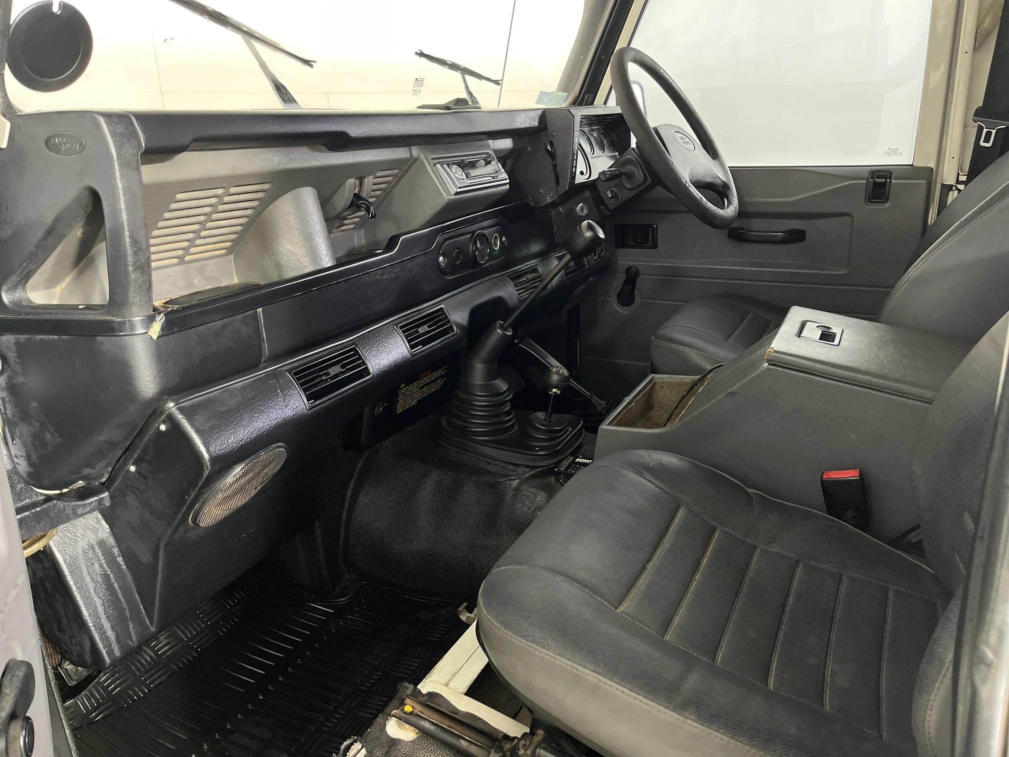 Land Rover Defender 110 TD5 Pick Up Hard Top for sale in Eastern Cape ...