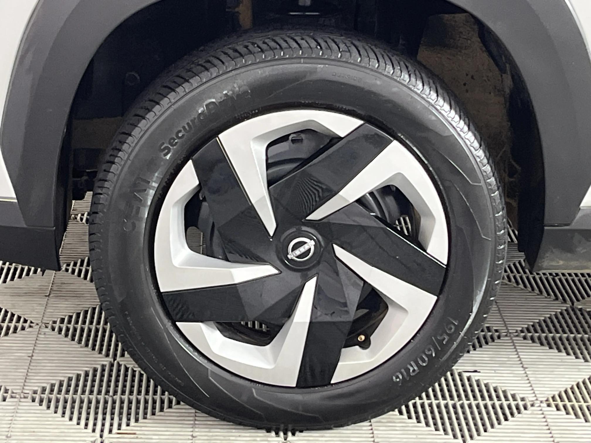 Nissan Magnite 1.0T Visia for sale in Western Cape - Cape Town ...