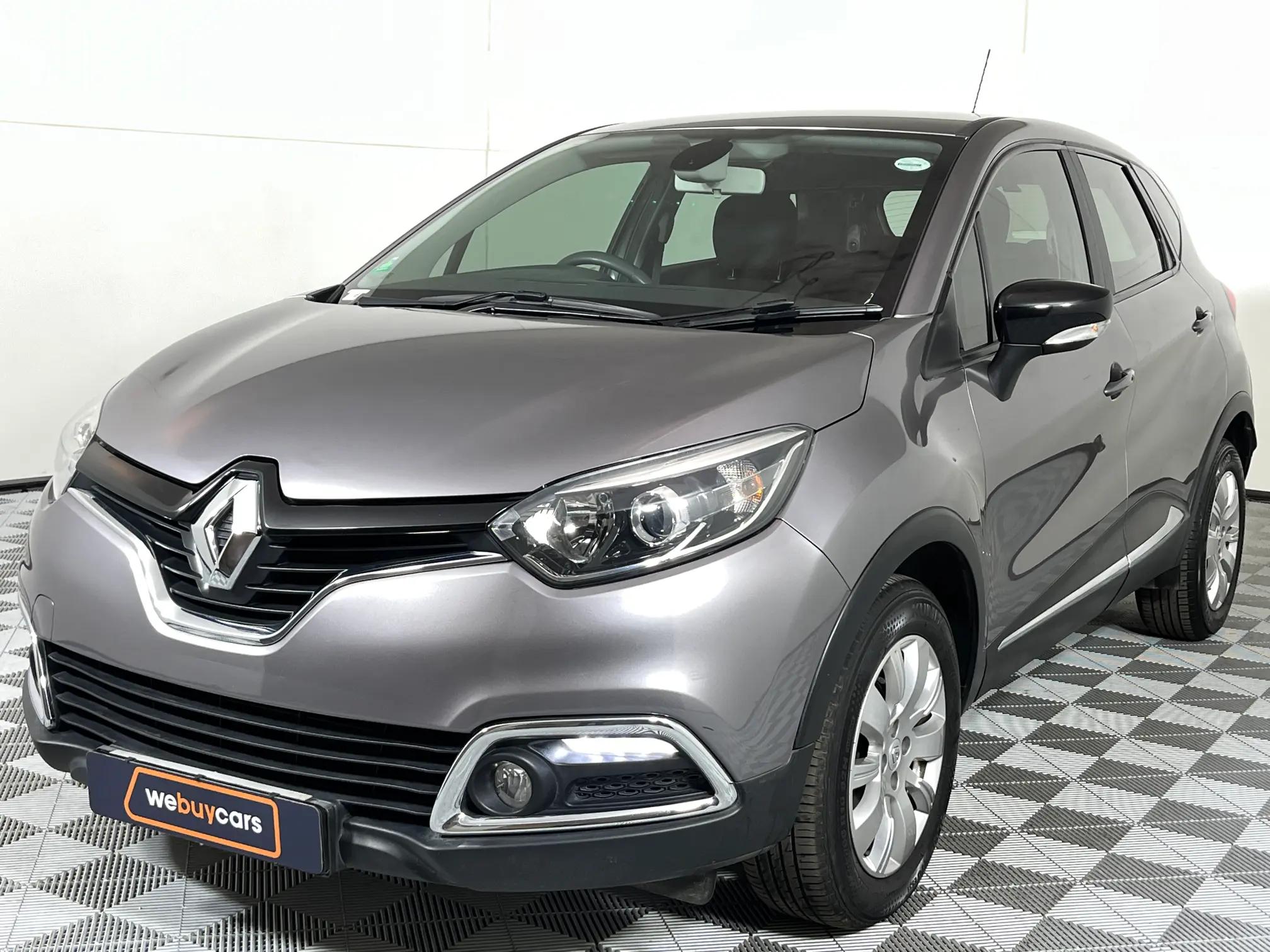 2016 Renault Captur 900t Expression 5-Door (66 KW)