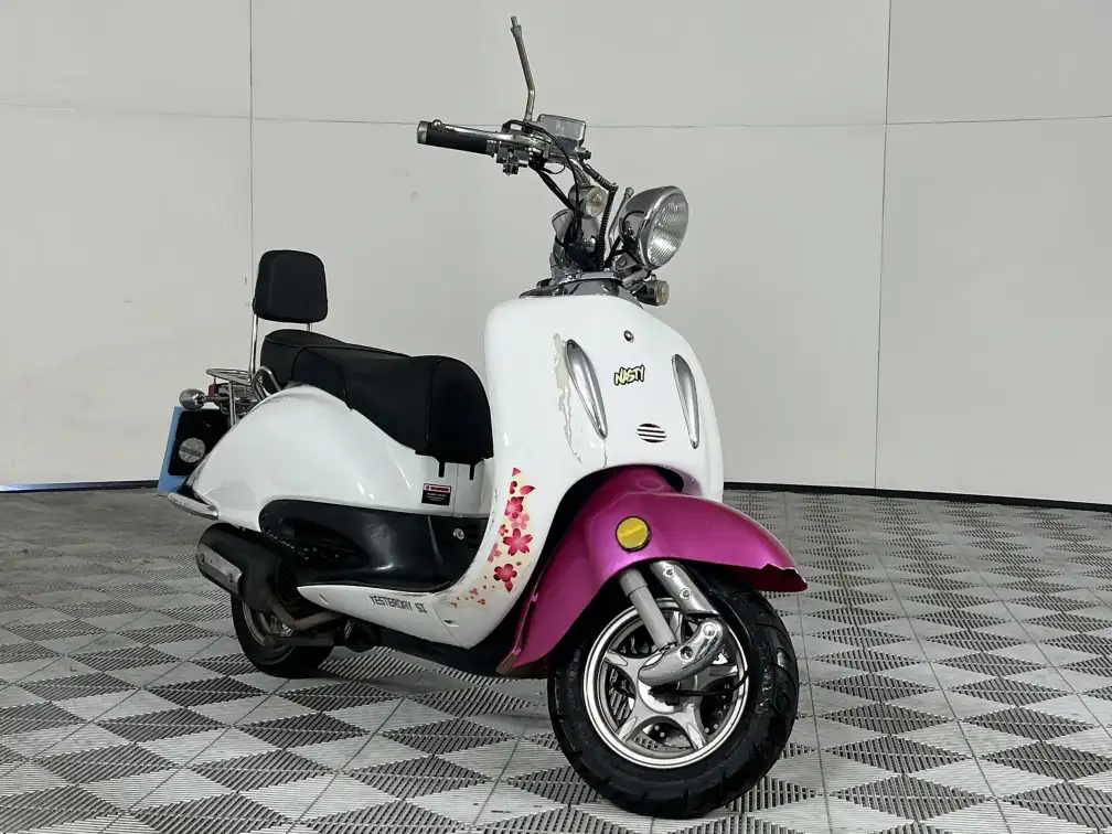 Used 2023 Beeno Reevo E-Bike for sale | WeBuyCars