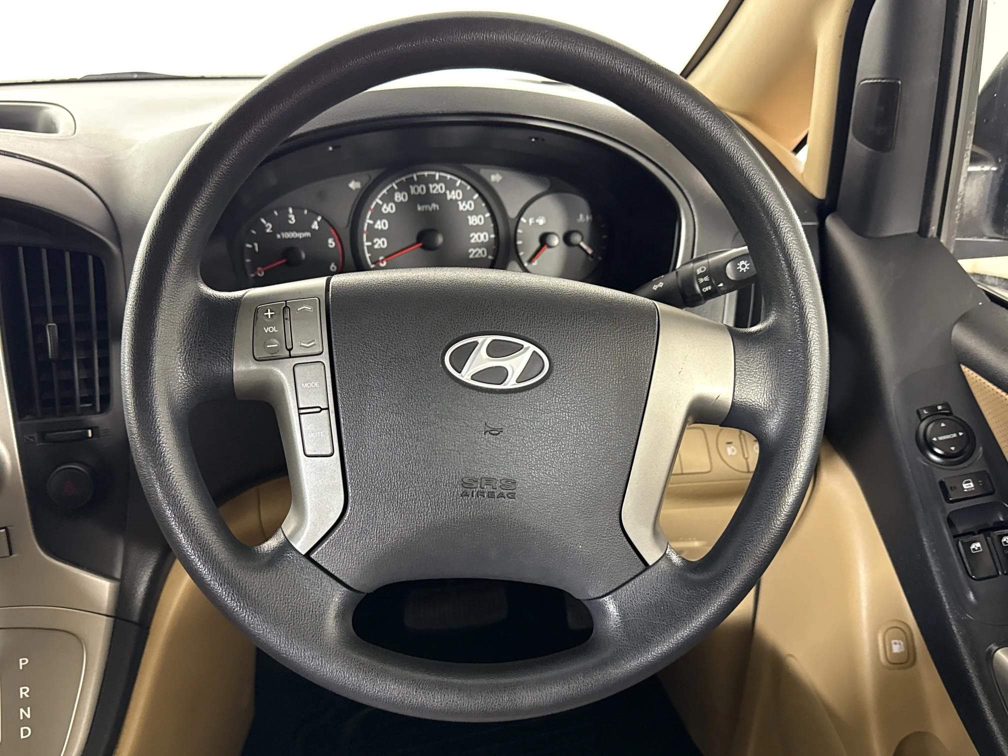 Hyundai H1 2.5 CRDi (VGT) WAGON Auto 9 Seater for sale in Gauteng ...