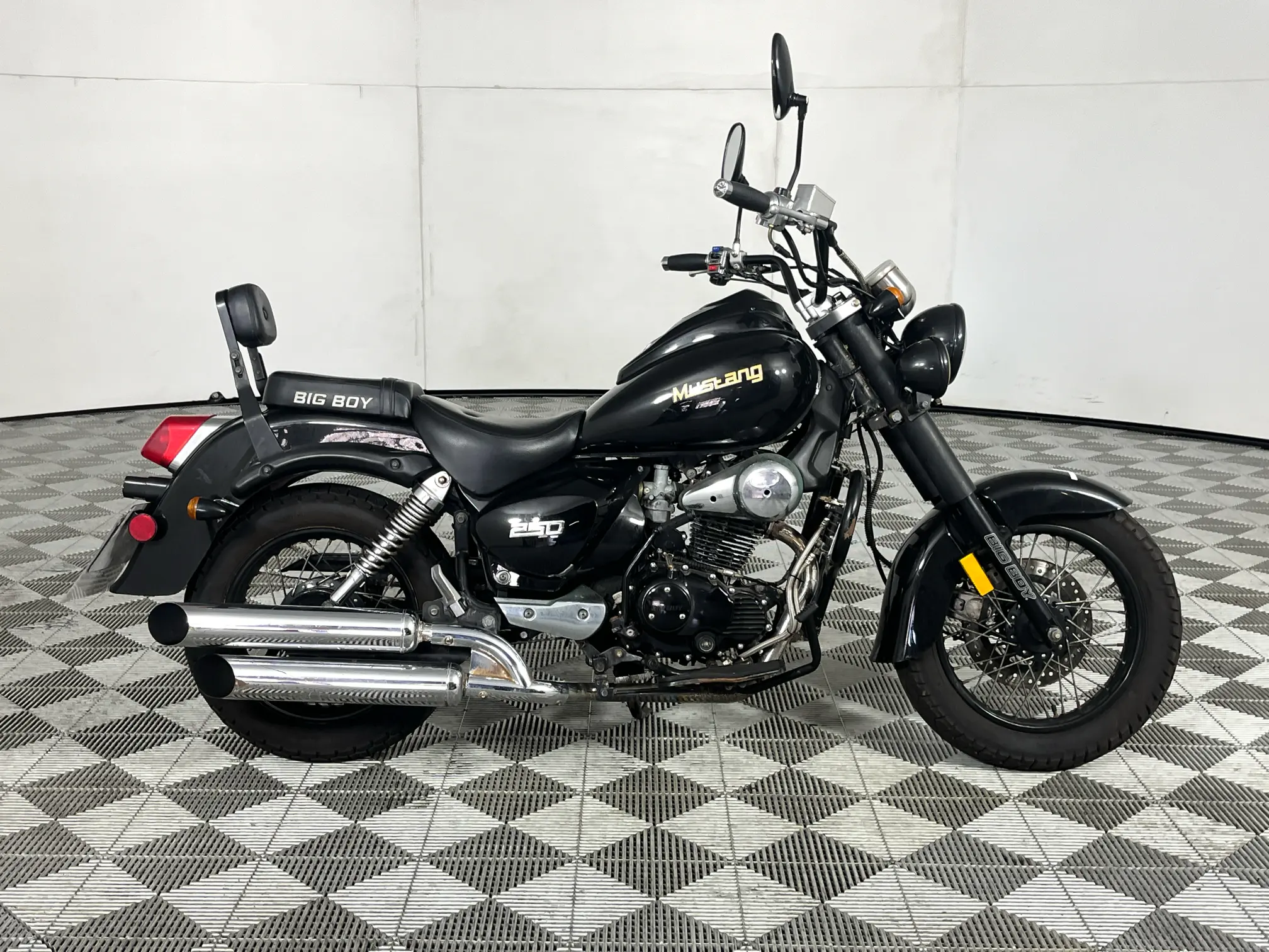 Used 2022 Big Boy Mustang 250 for sale | WeBuyCars